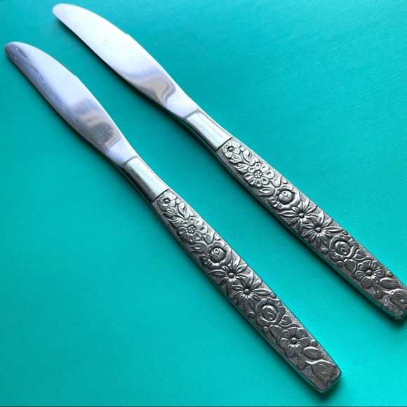 Oneida | Dining | Oneida Malibu Stainless Steel Flatware Knives Set Of ...